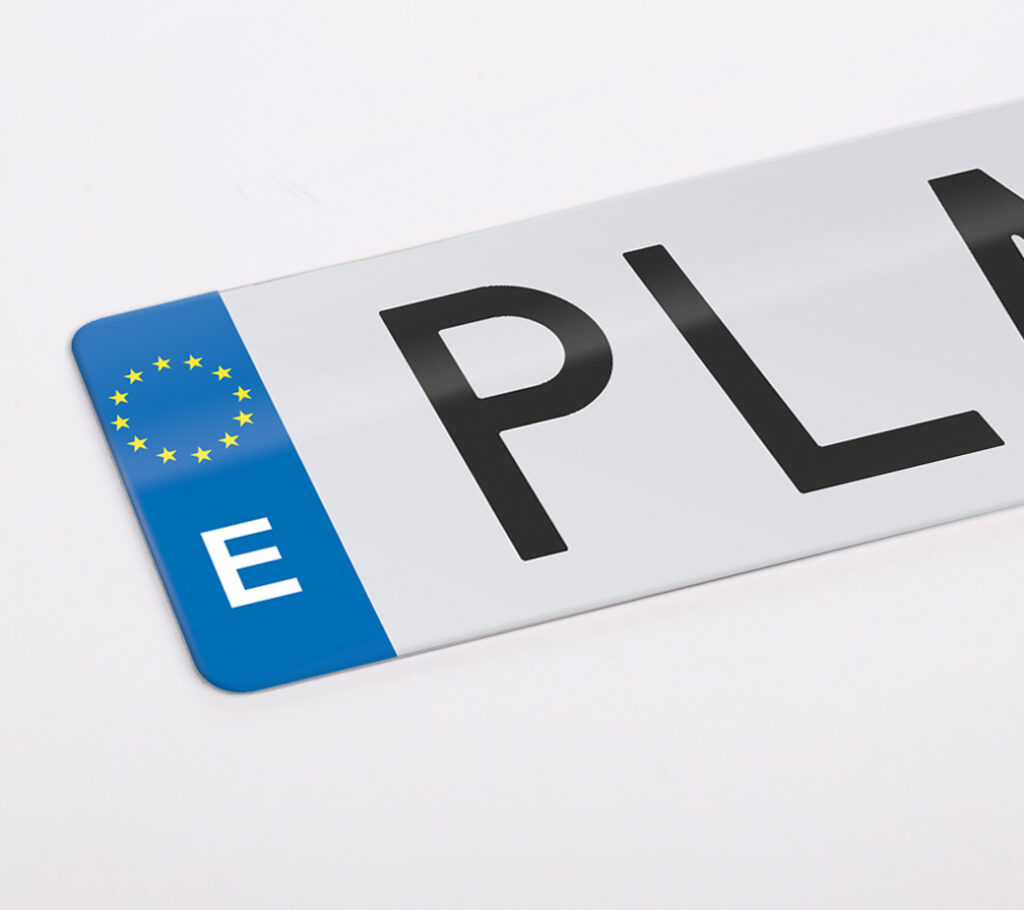 Matrículas acrílicas de coche: recíbelas entre 24 y 48h | Placmax